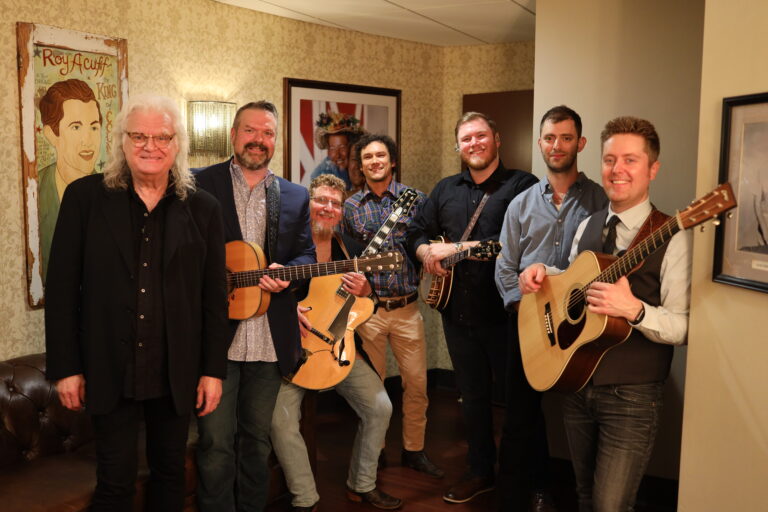 RICKY SKAGGS REVEALS NEW KENTUCKY THUNDER BAND MEMBERS – Nashville Insider